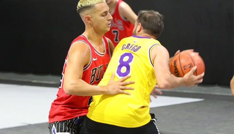 La NBA auspicio un partido de basquet entre Duki, Coscu y Migue ...